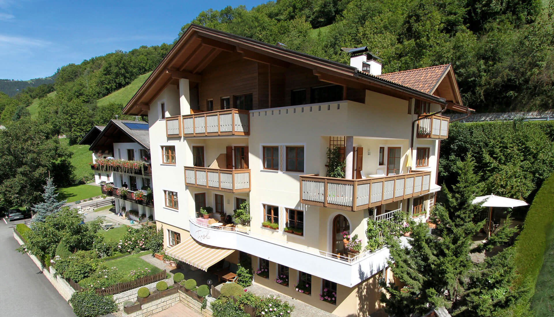 Residence Tirol | I vostri appartamenti meravigliosi a Luson/Alto Adige>>